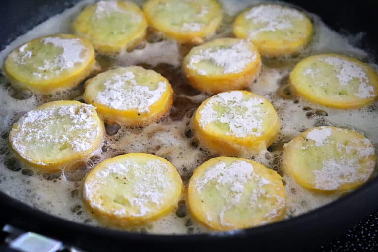 Pan Fried Yellow Squash Recipe - AimeeStock.com